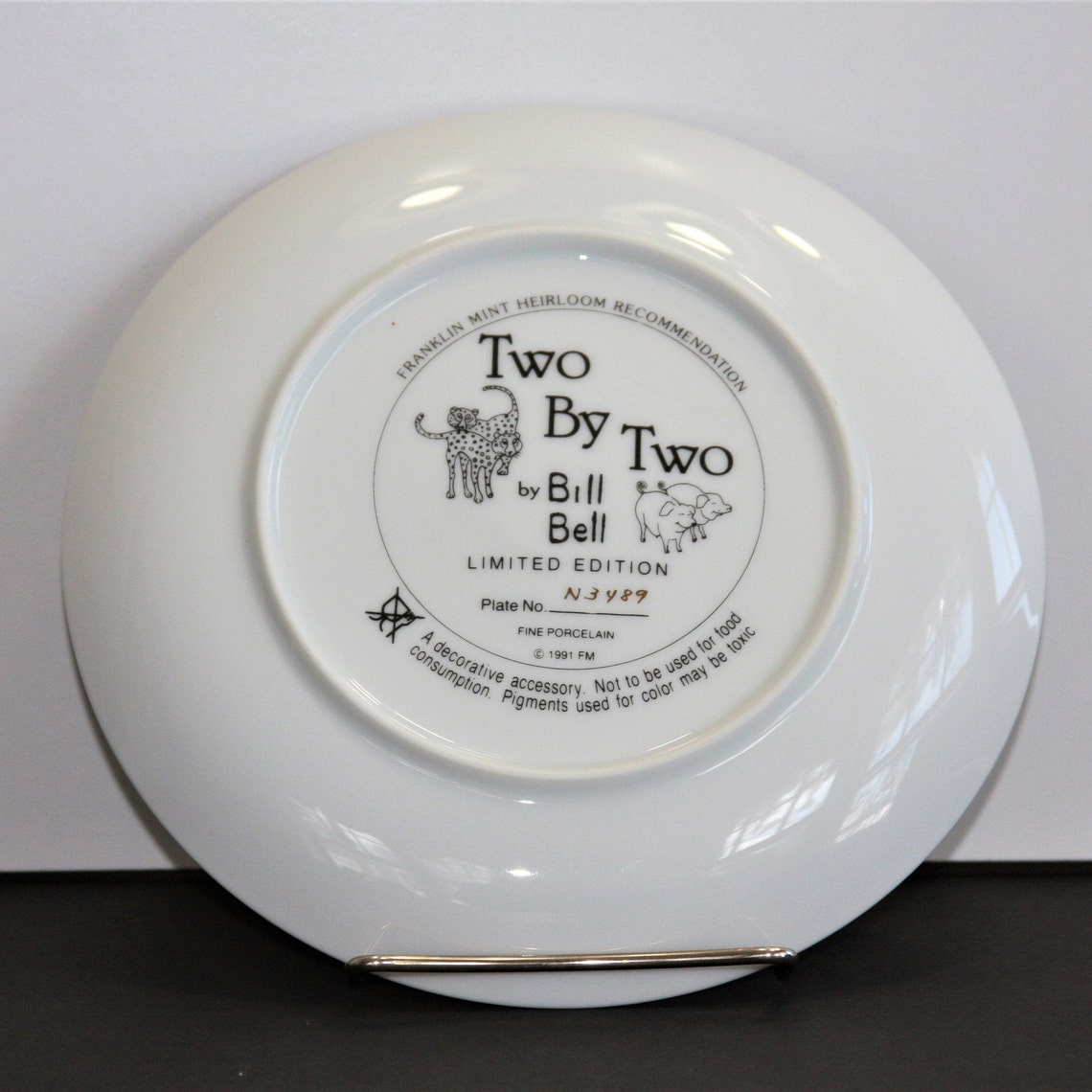 1991 Limited Edition Wall Plate by Bill Bell. Plate Depicts Noah’s Ark ...