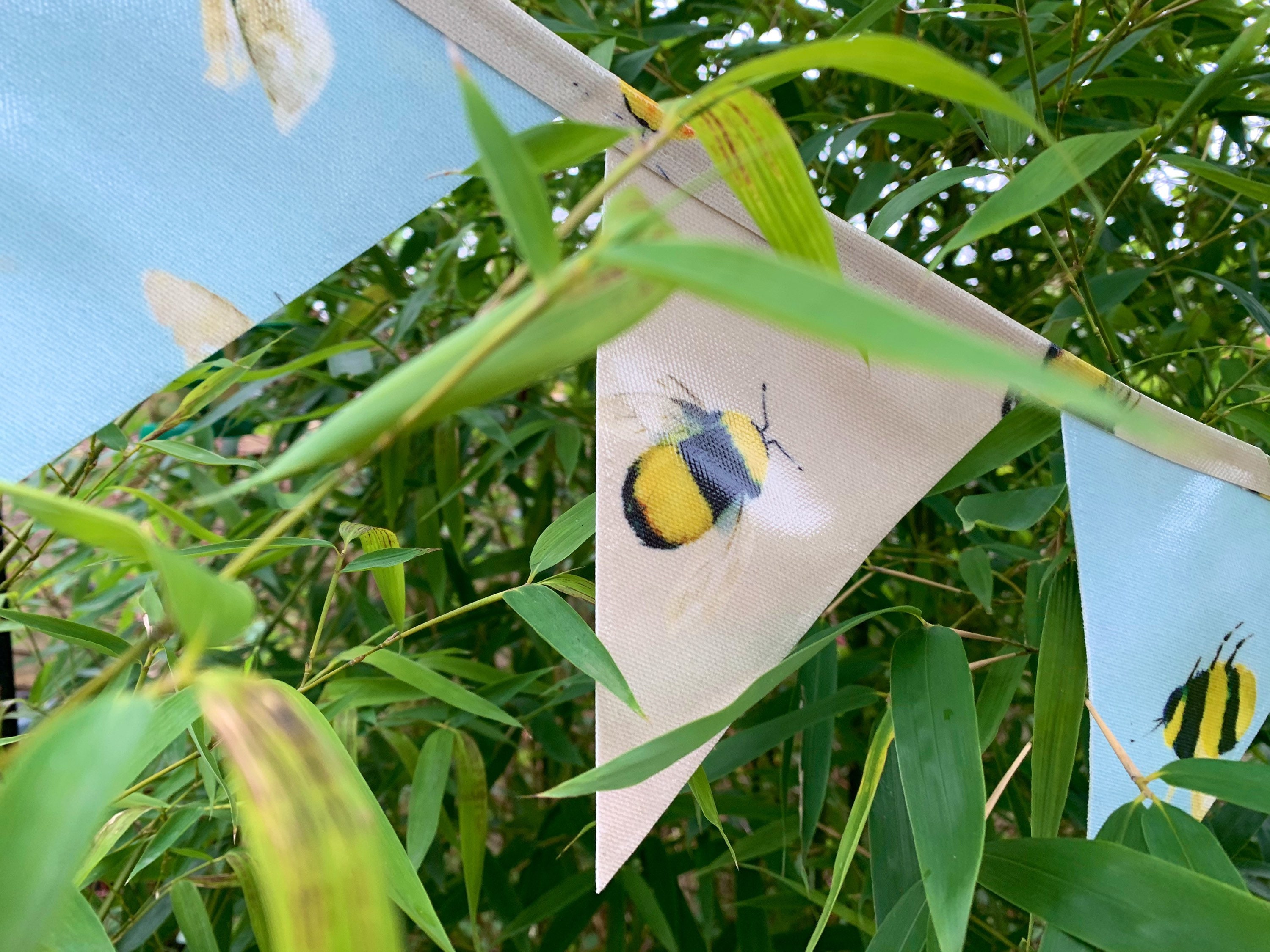 Bee Bunting Waterproof Bee Bunting Gardening Gift Garden - Etsy UK