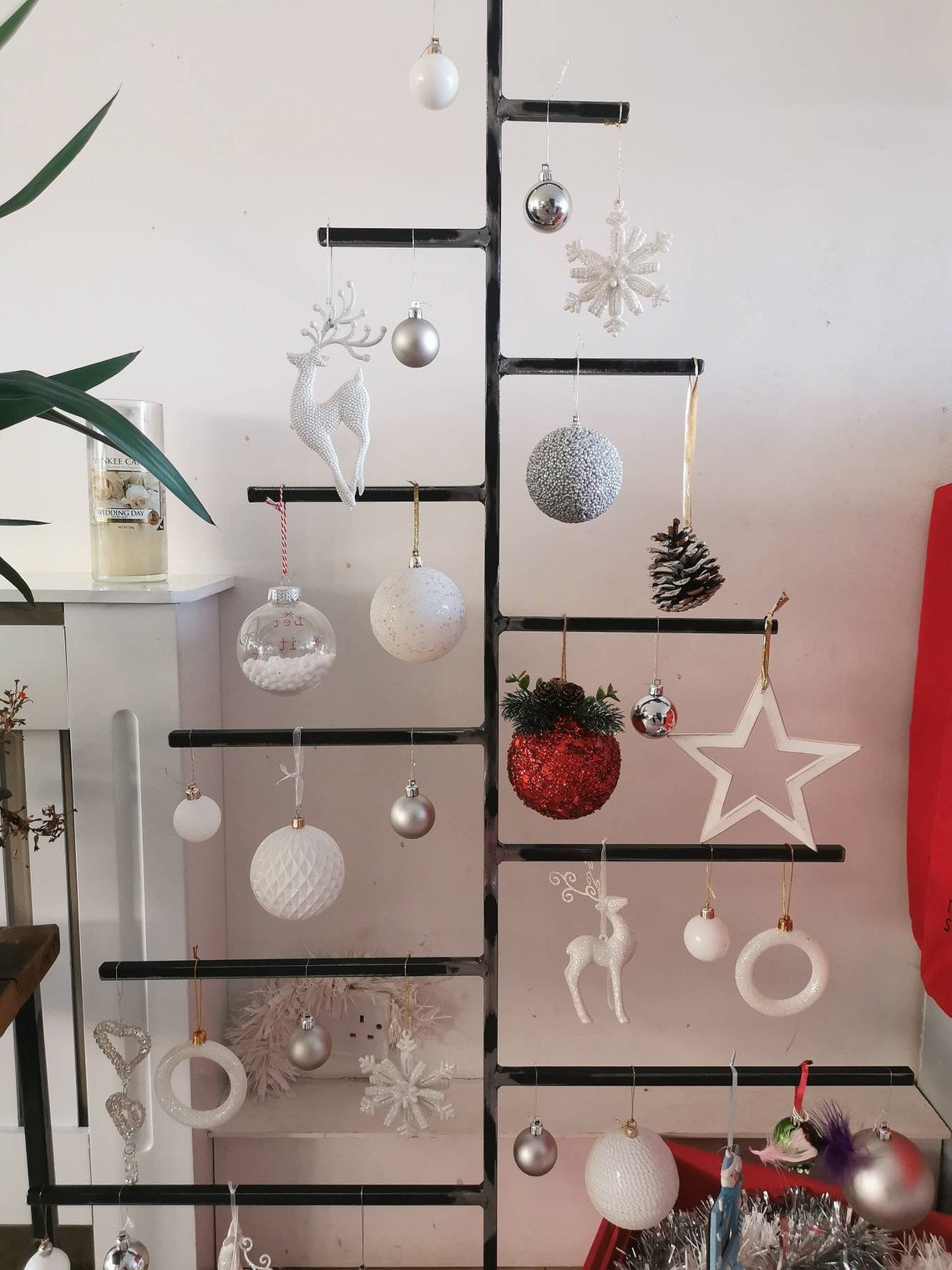 Modern Metal Christmas Tree - Free Standing Xmas Tree - Variety of ...