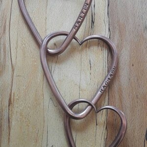 3 Interlinked Personalised Family of Copper Love Hearts 7th Anniversary ...