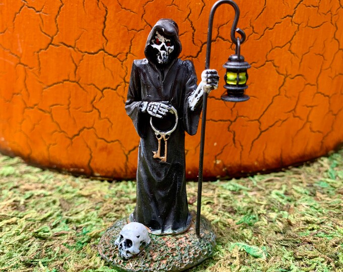 Miniature Grim Reaper - Fairy Garden - Halloween Miniatures - Miniature ...