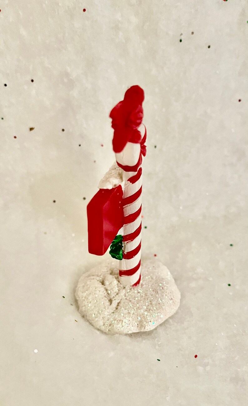 Miniature Peppermint Sign With Cardinal - Christmas Miniatures ...