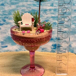 Miniature Beach Scene in Margarita Glass - Beach N It -beach Miniatures ...