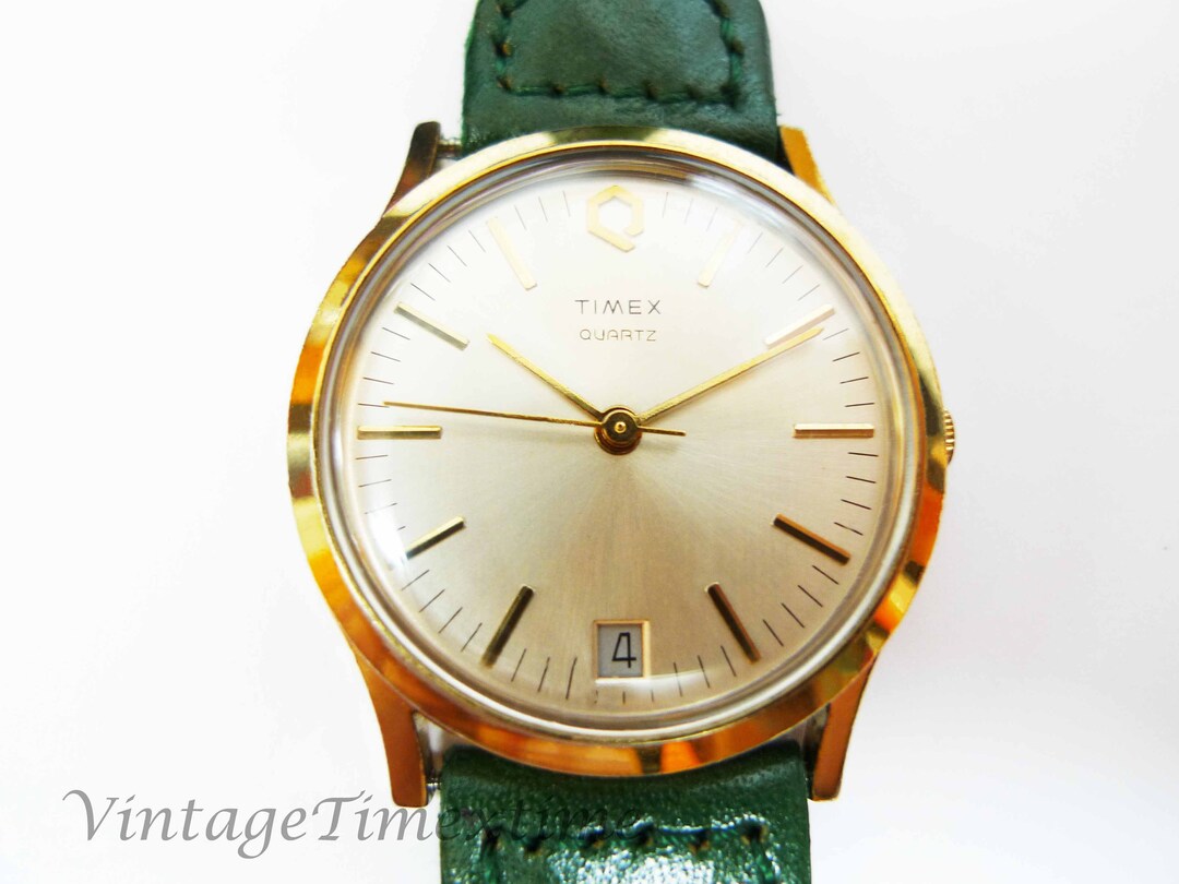 Timex Men's Retro Watch 1980's Silver Dial With Date Window and Quartz ...