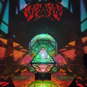 Sacred Geometry Table Lamp: Rainbow LED Desk Lamp Whole Room Light for ...