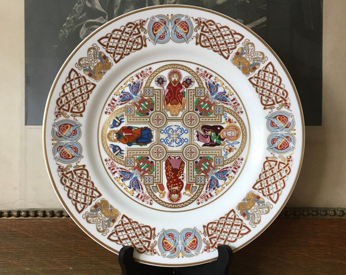 The Kells Plate by Spode | England | Book of Kells | Illuminated ...