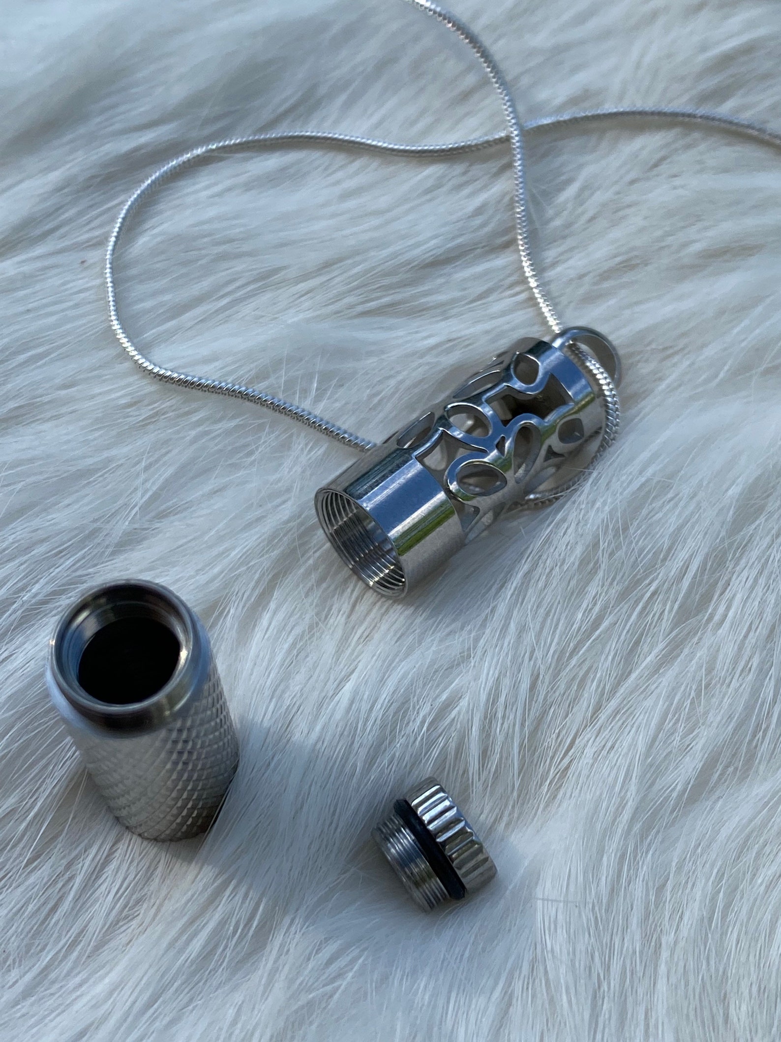 Cylinder Locket Silver Floral Locket Essential Oil - Etsy