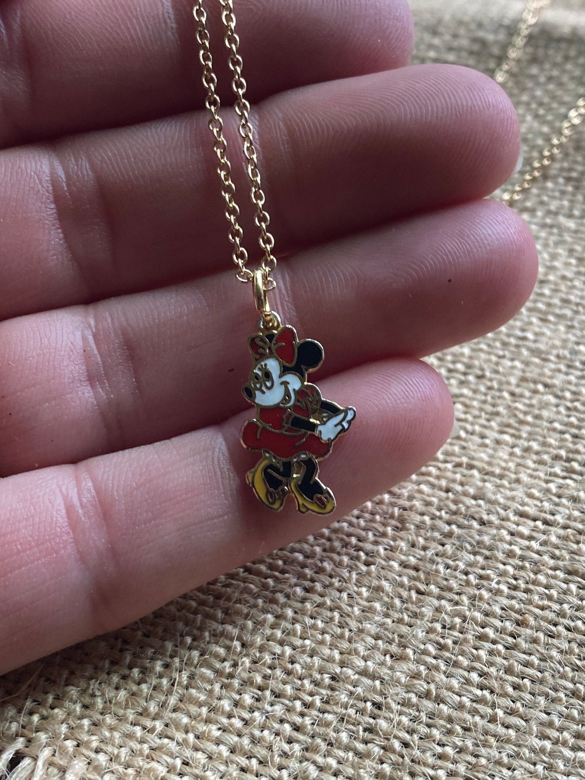 Minnie Mouse Charm Necklace Vintage Gold Charm Necklace - Etsy España