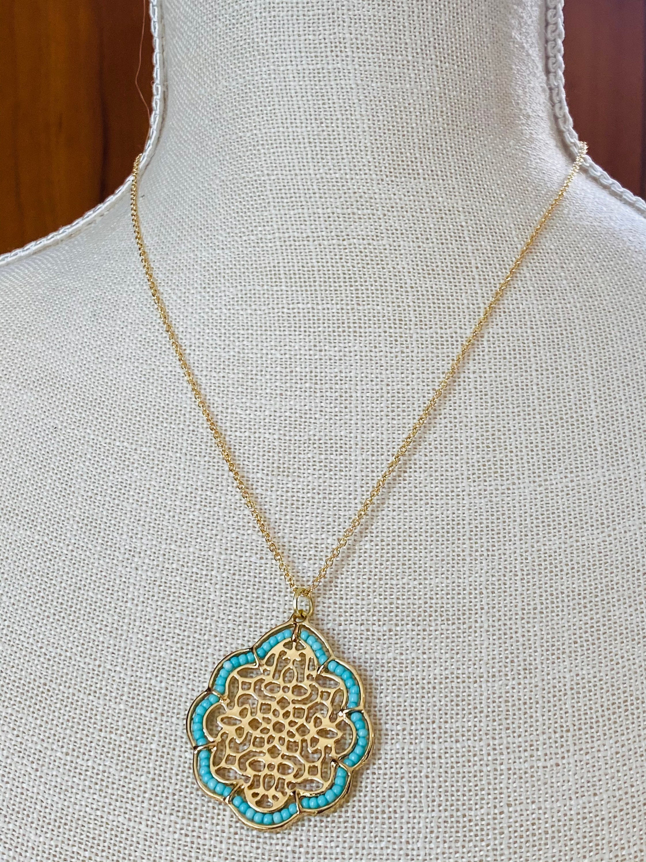 Colgante de filigrana de oro grande joyería marroquí - Etsy España