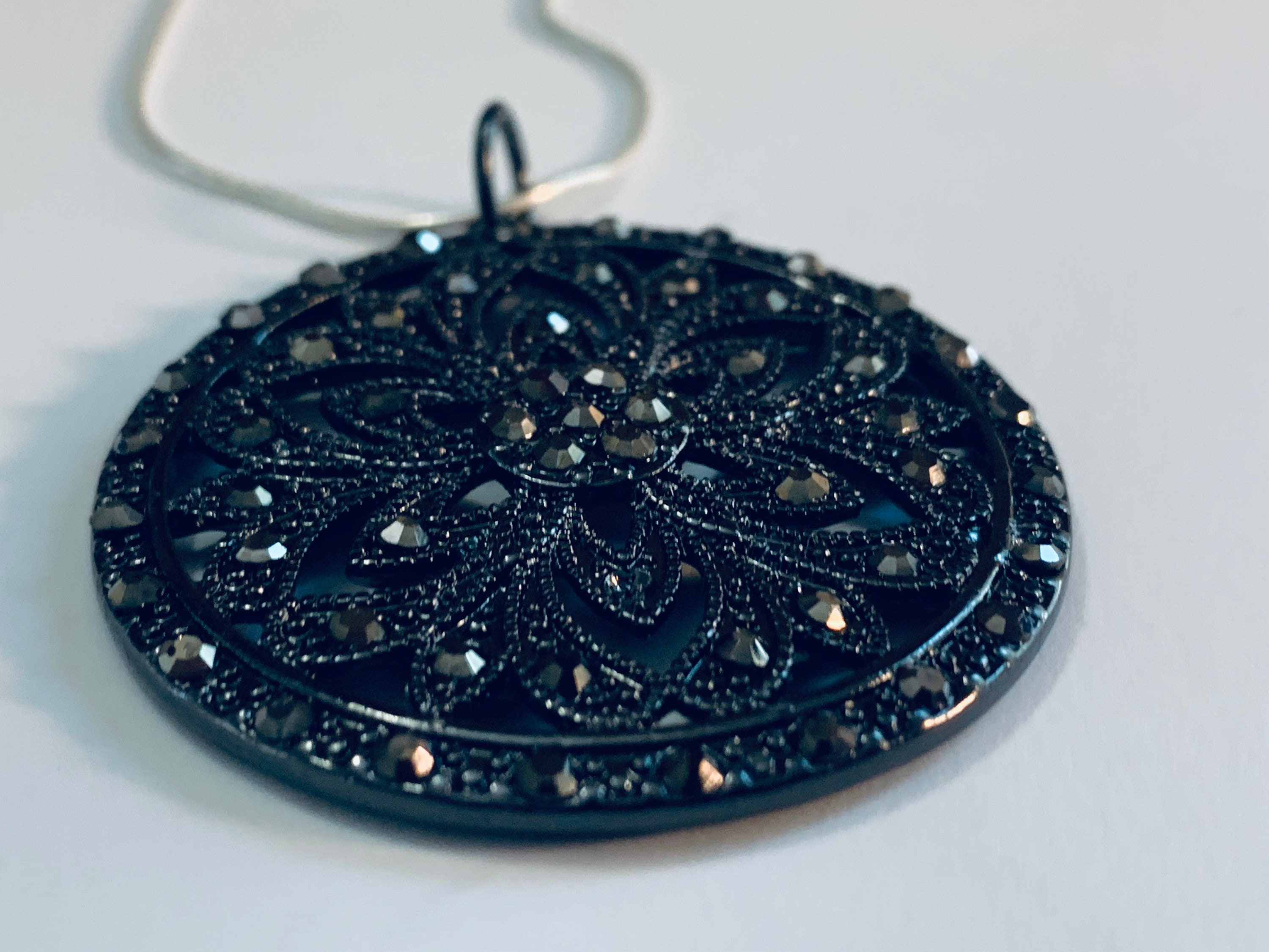 Ornamented Flower Circle Antique Silver Pendant - Etsy