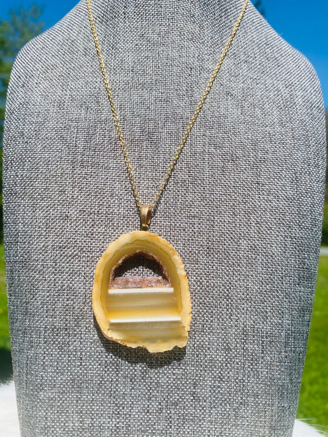 Agate Geode Slice Necklace: Druzy Quartz Pendant, Boho Jewelry - Etsy