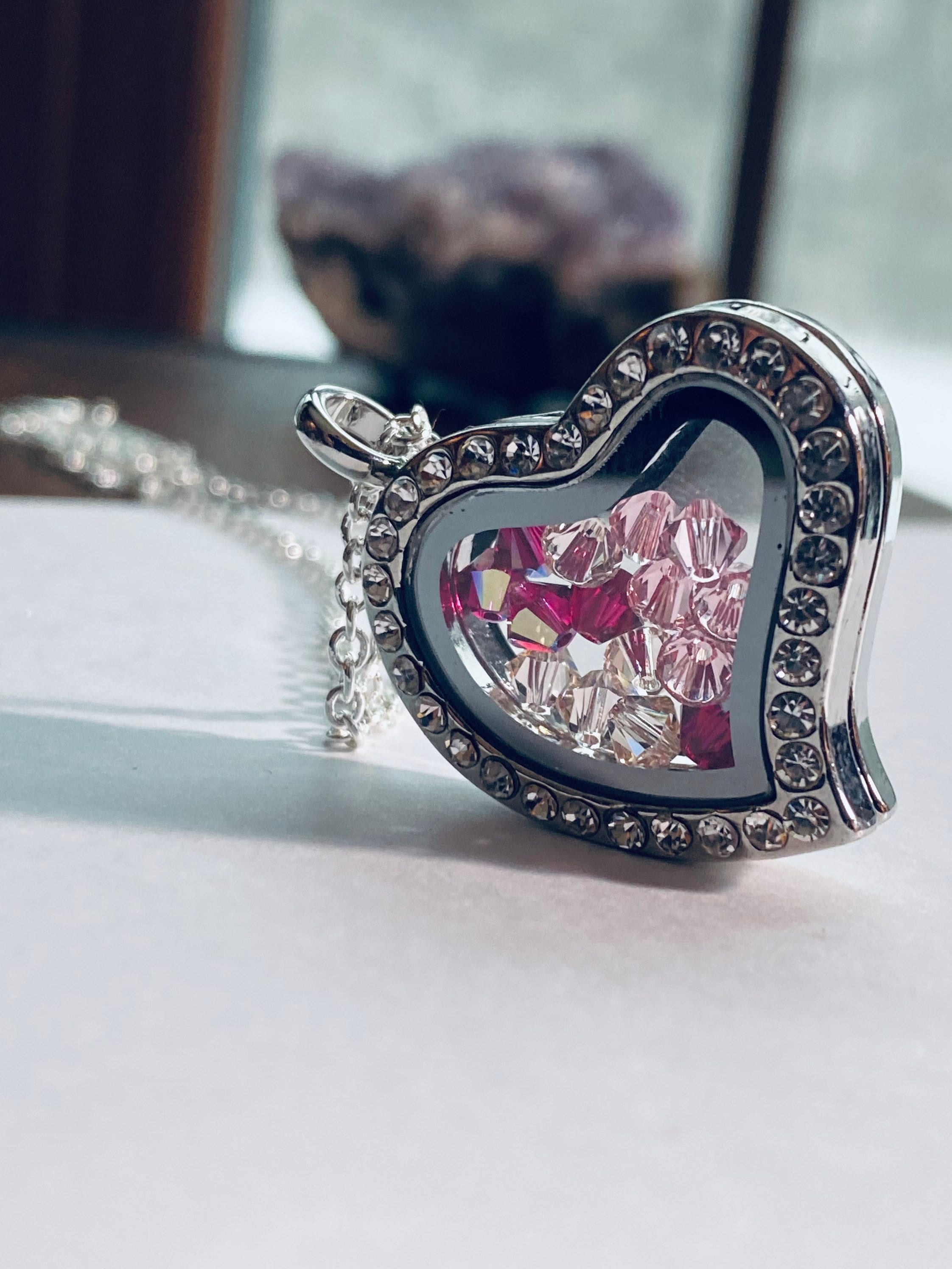 Heart Locket Swarovski Crystal Floating Heart Locket Collar - Etsy España