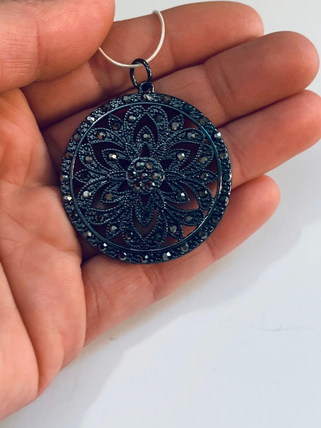 Ornamented Flower Circle Antique Silver Pendant - Etsy