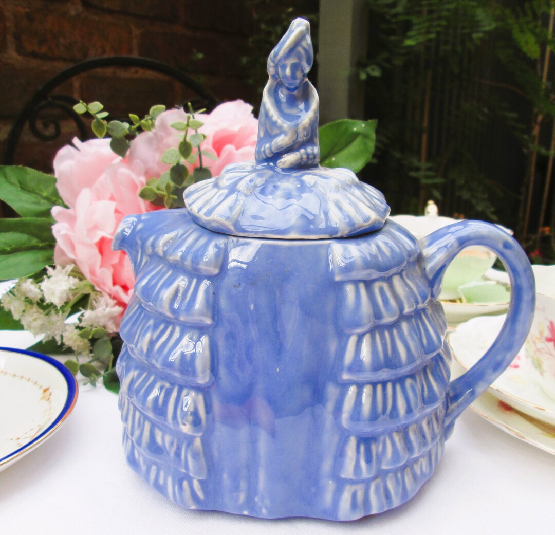 Vintage Sadler Ye Daintee Lady Teapot - Etsy