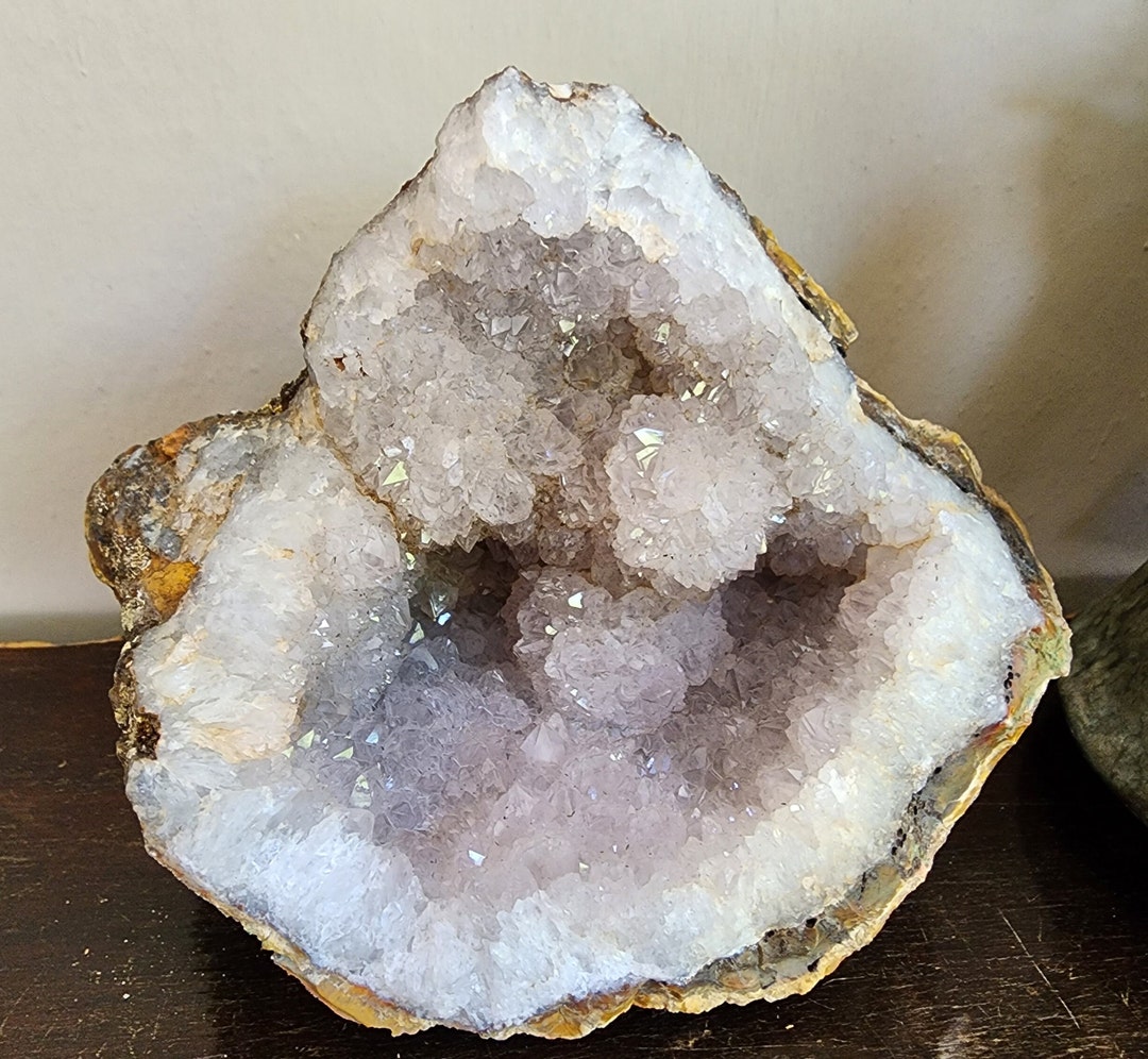 Large Geode, Crystal Geode, Decorative Crystal, Spiritual Rocks, Quartz ...