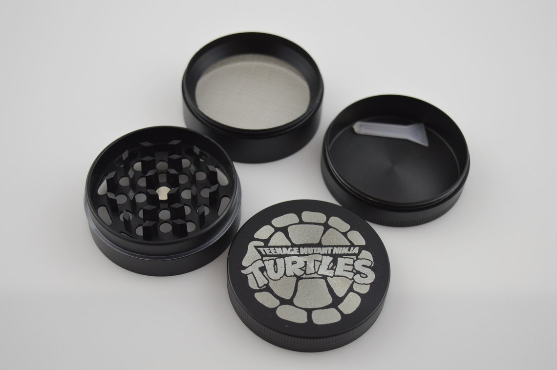 TMNT UV Reactive Turtles Leo Glass Pipe Set - Etsy