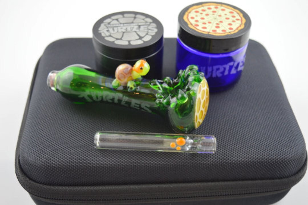 TMNT UV Reactive Turtles Mikey Glass Pipe Set - Etsy