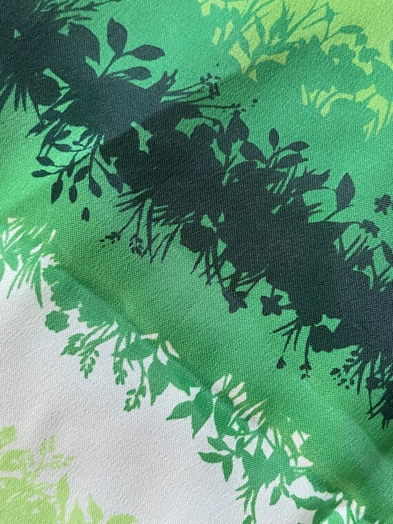 Japanese green tree themed Vintage scarf, Japanese sc… - Gem