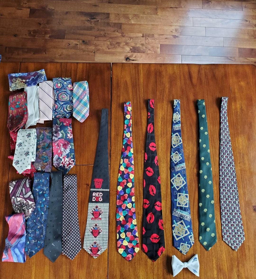 Vintage Men's Ties PICK 1: 80's Calvin Klein, J. Garcia, Looney Tunes ...