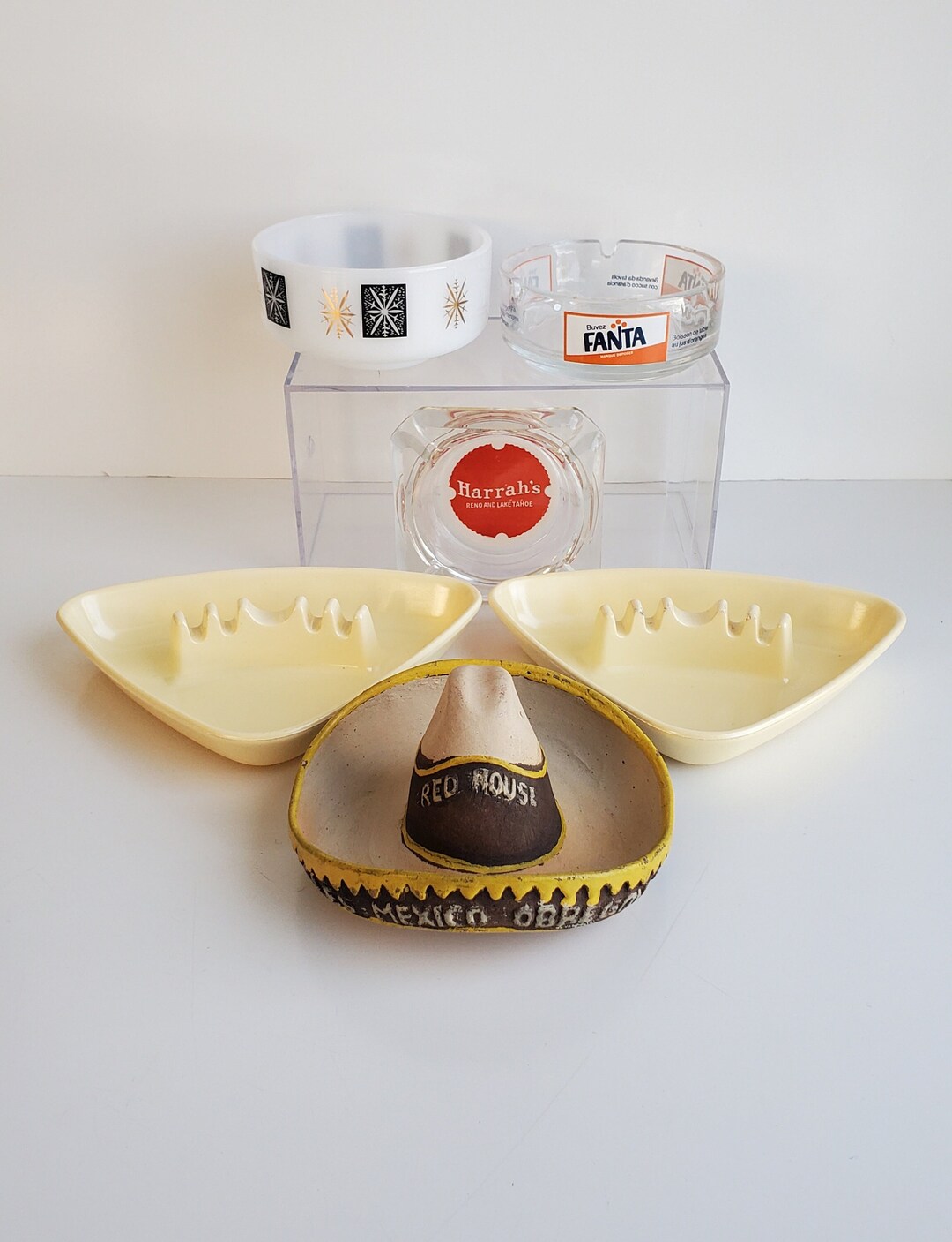 Vintage Ashtrays PICK 1: Mid-century Atomic Milk Glass, MCM Ges-line ...