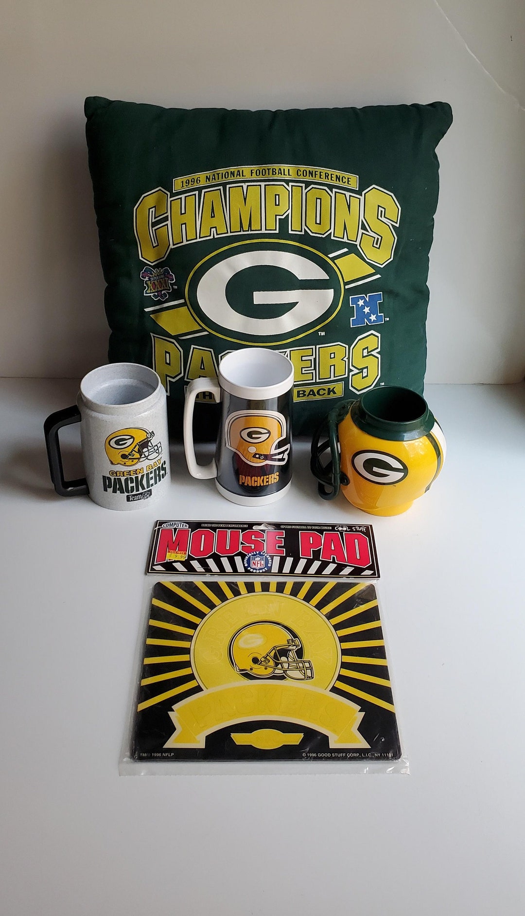 Green Bay Packers Lot: 1976 Thermo-serv Beer Stein, Helmet Beer Can ...