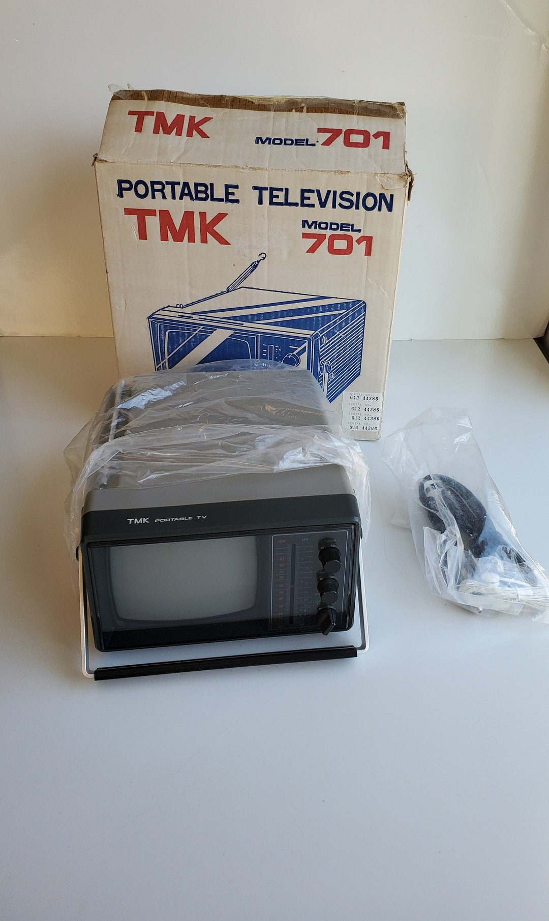 NEW 1984 TMK Portable Television Model 701 Portable TV Made in Korea W ...