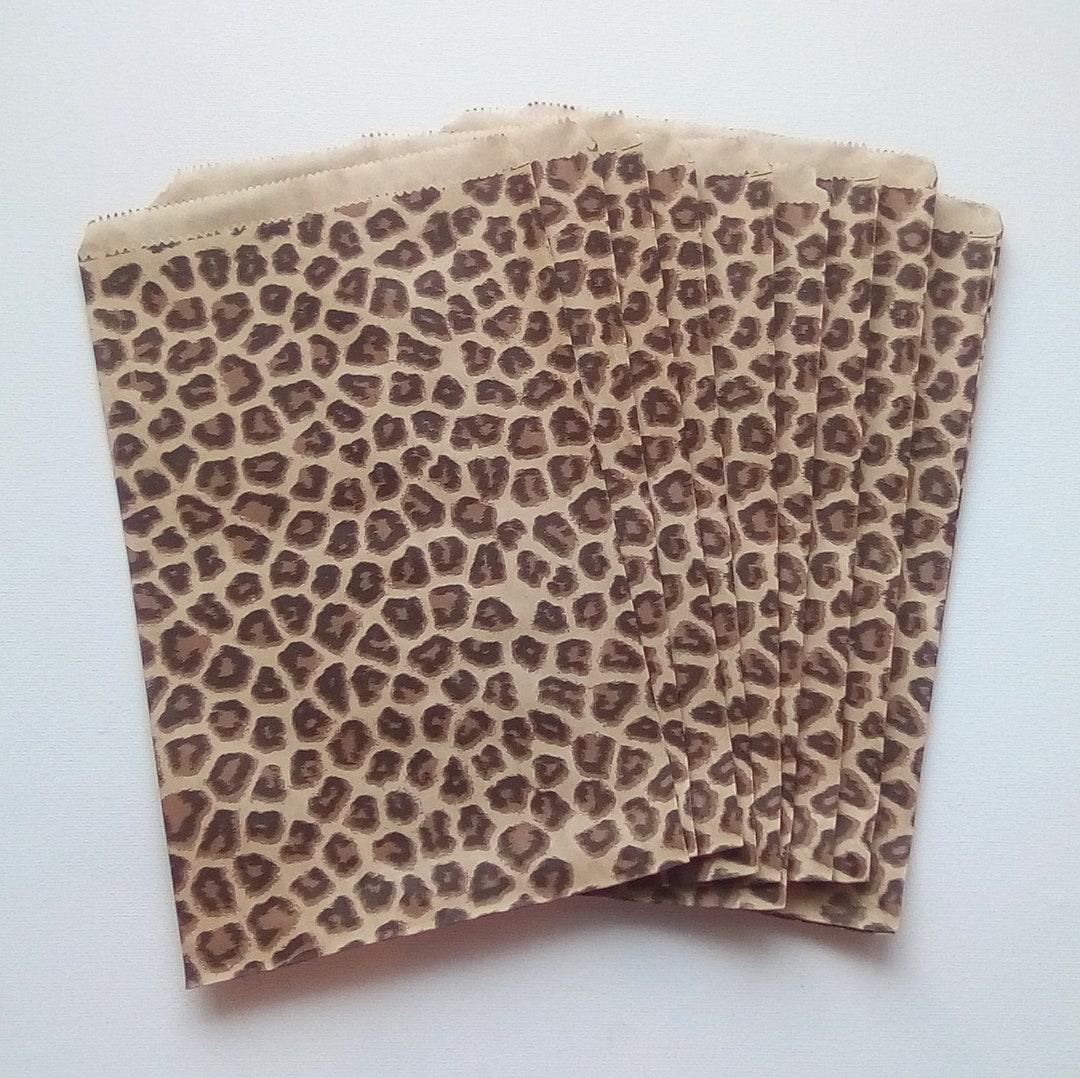 Merchandise Kraft Flat Paper Bags in Leopard Print Design 6x9 Inches ...