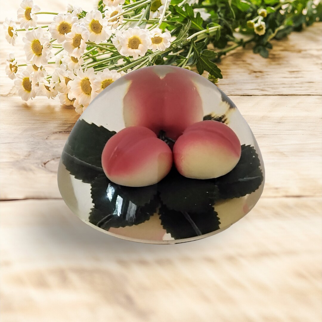 Lucite Paperweight Filled With Faux Peaches & Leaves Round Dome Shape 3 ...