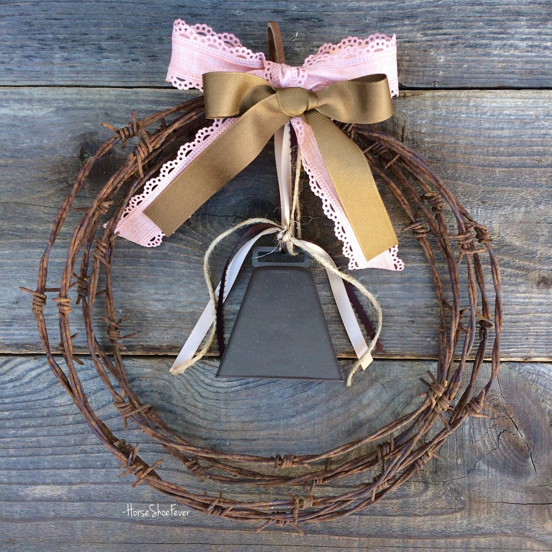 Rustic Home Decor Cowbell Barbwire Wreath Country Cows - Etsy