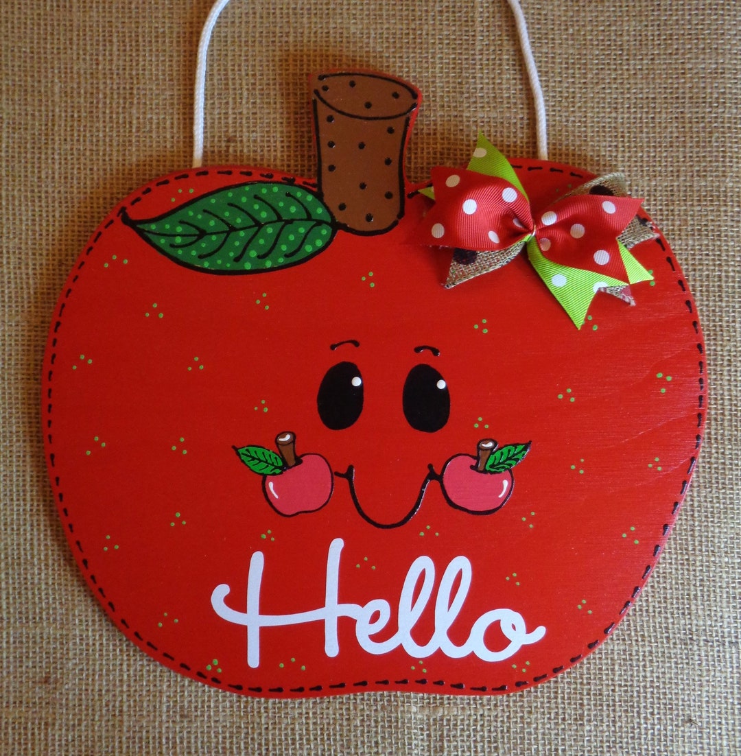 HELLO APPLE SIGN Wooden Wood Door Hanger Fall Autumn Red Smile Welcome ...