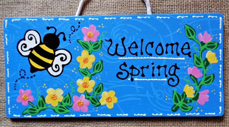 WELCOME SPRING Bumblebee Floral Sign Wall Door Hanger Plaque - Etsy