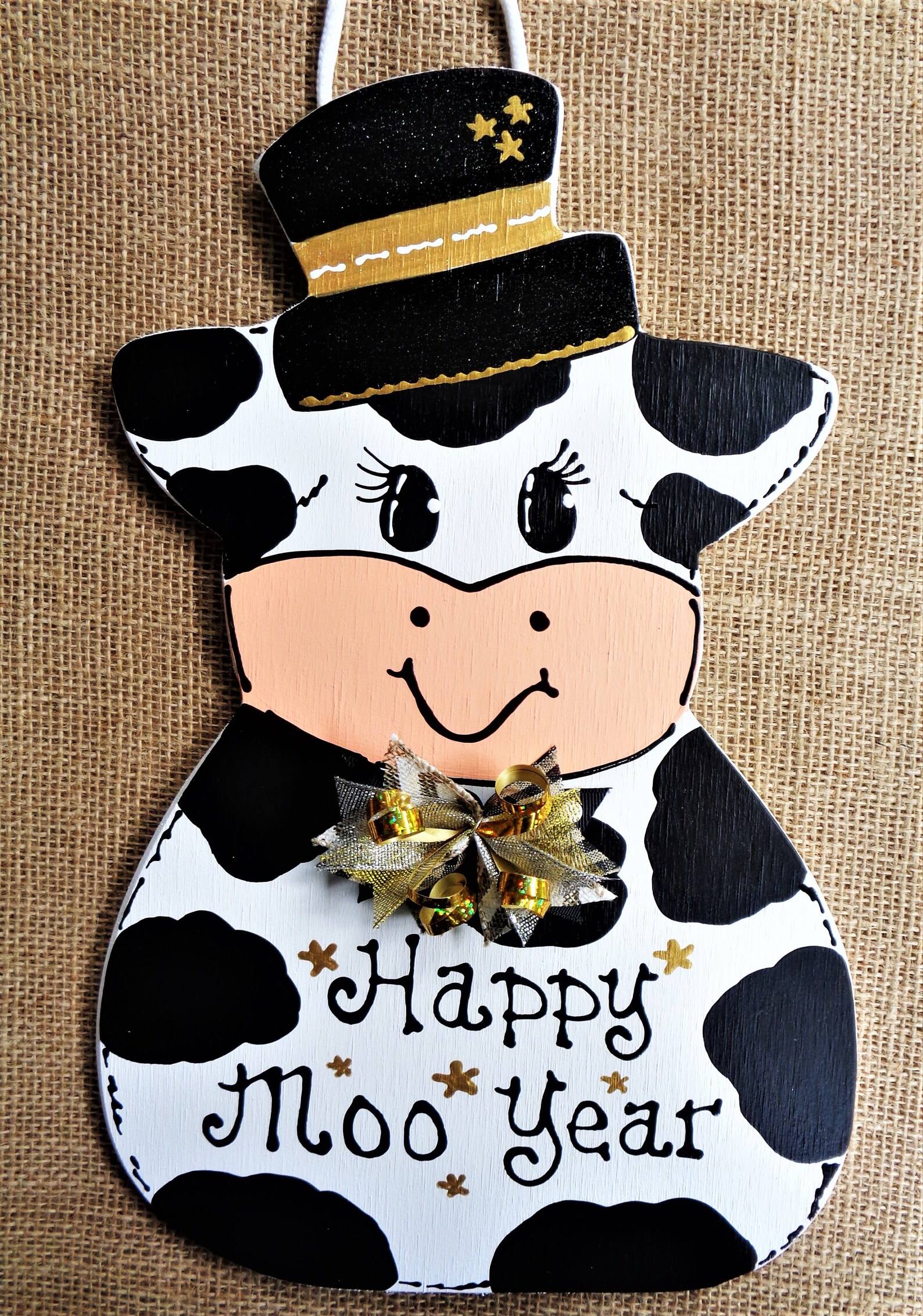 Adorable Happy Moo Year Cow Sign Winter New Year's Eve Holiday Decor ...