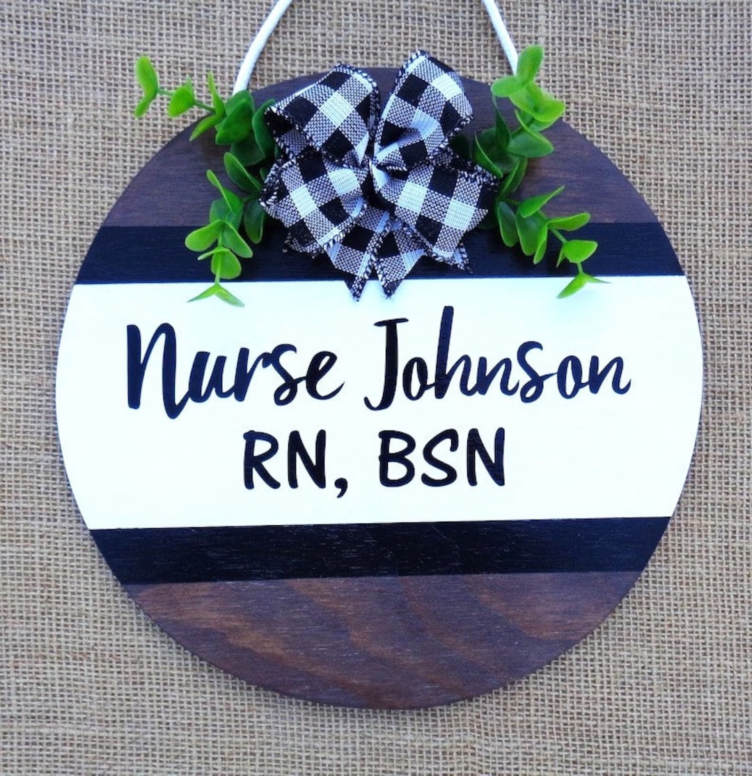 Personalized Circle NURSE DOCTOR Sign Medical Door Sign Wood Wooden EMT ...