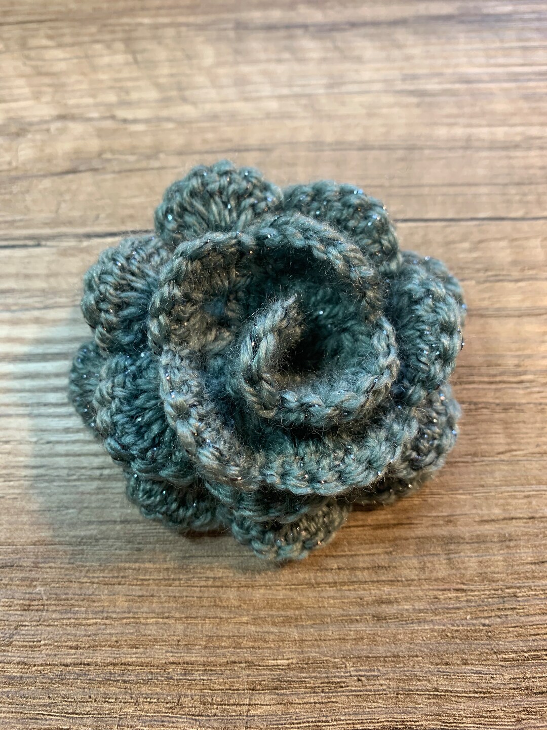 Broche scintillante fleur au crochet - Etsy France