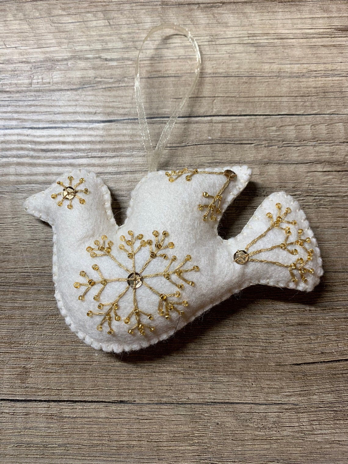 A Felt Christmas Dove Ornament - Etsy