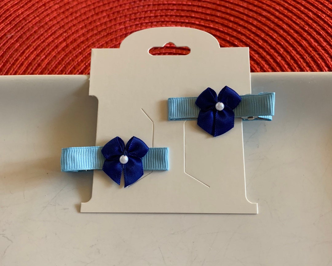 Royal Blue Mini Bows Adorning Light Blue Ribbon Lined Small Alligator ...