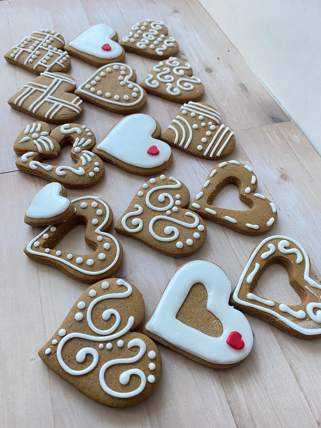 Gingerbread Valentine (qty.10) MADE TO ORDER... Homemade Edibles by ...