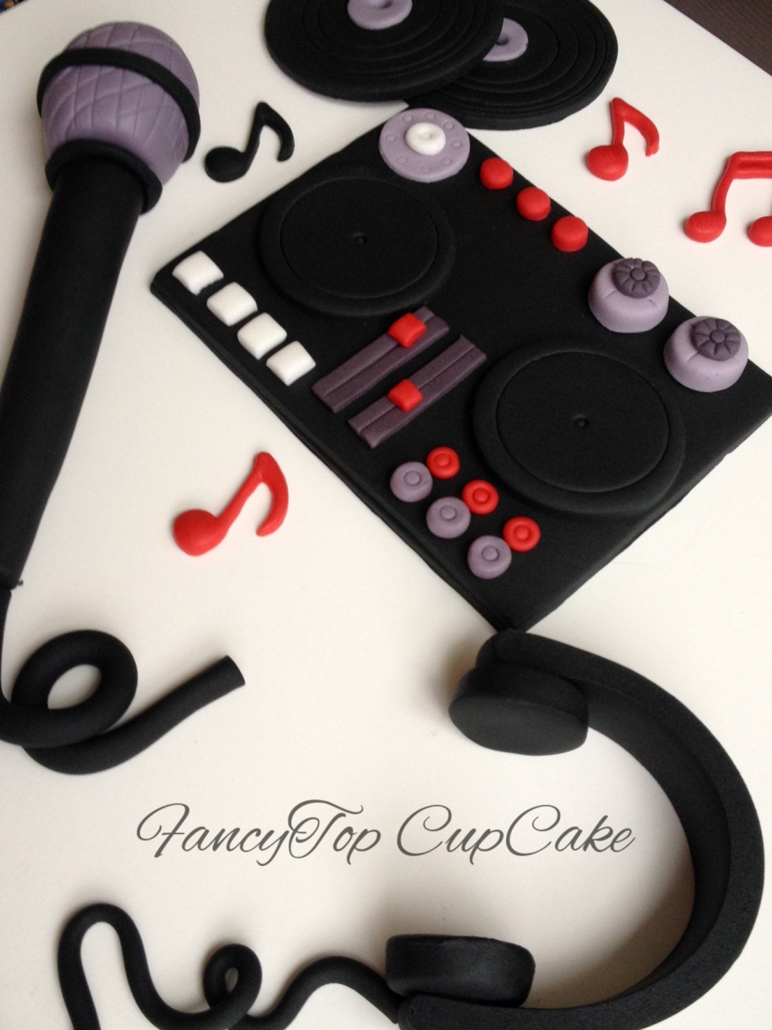 Disc Jockey Fondant Cake Toppers Made by Fancytopcupcake. - Etsy