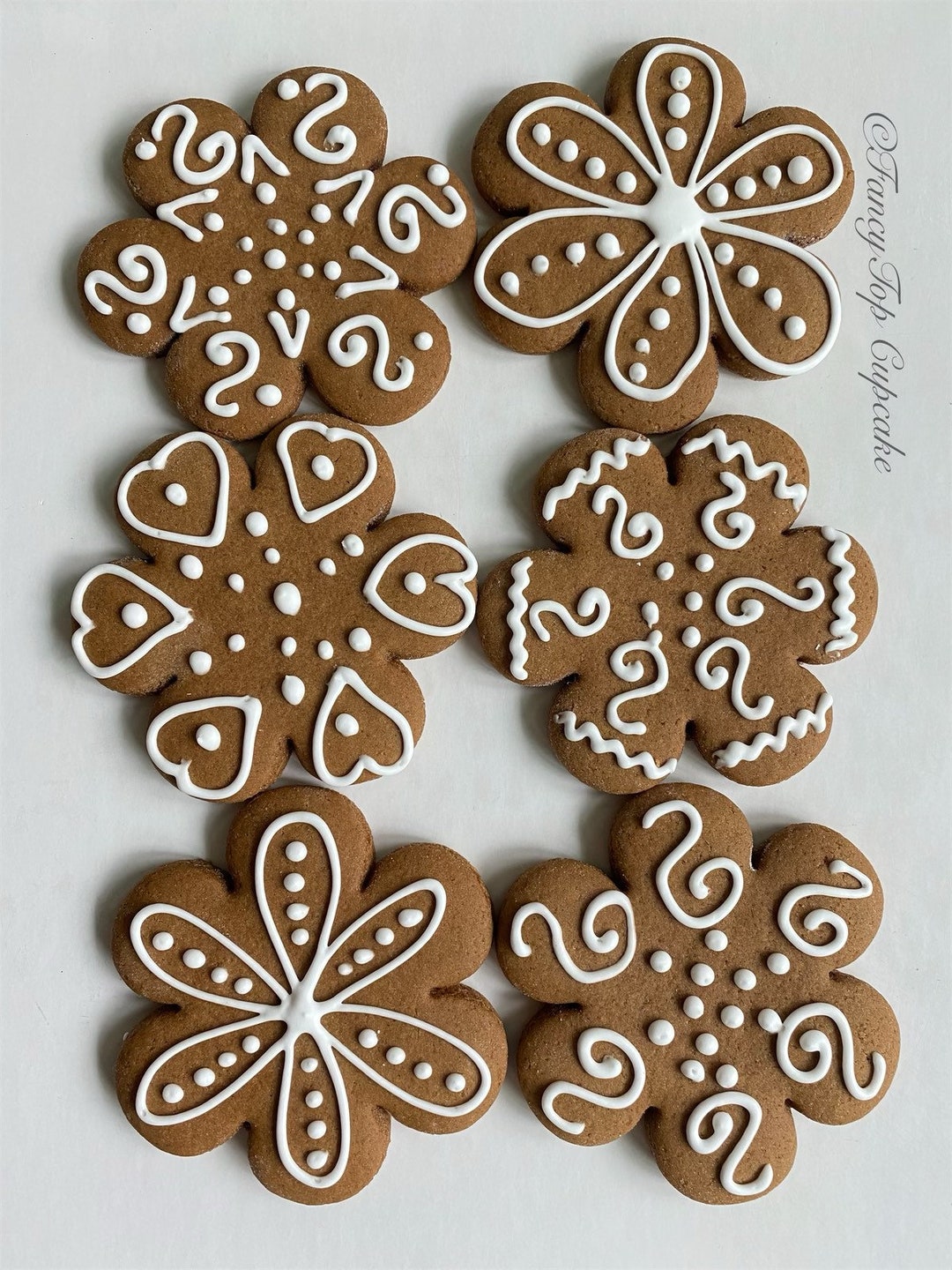 10-gingerbread Flower Power Cookie. These Cookies Are Decorated With ...