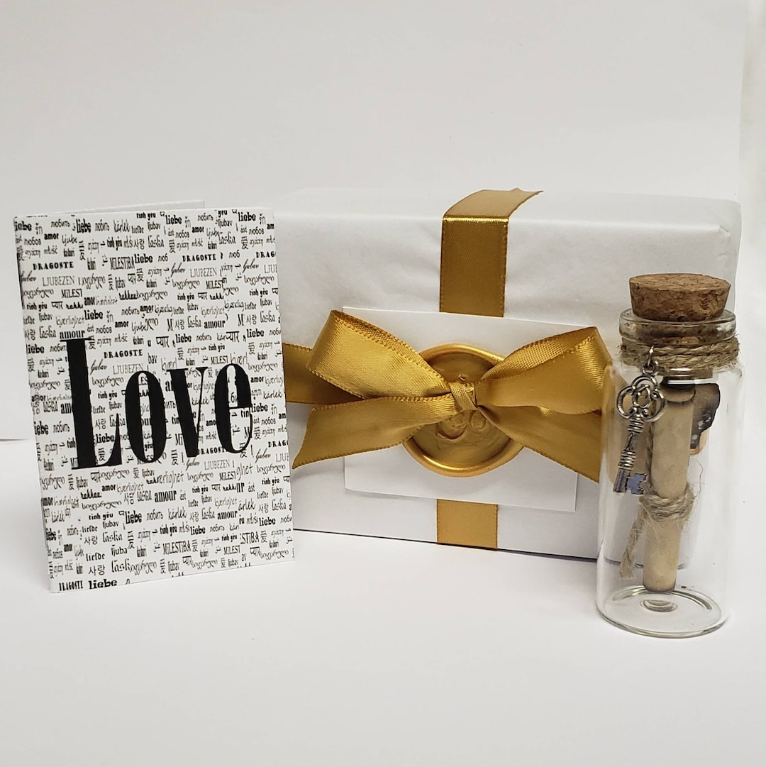 Romantic Message in a Bottle Gift Set: Handwritten Love Poem & Charm - Etsy