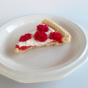 Mini Pizza Slice Knitted Stuffed Toy - Pizza Ornament - Play Food ...