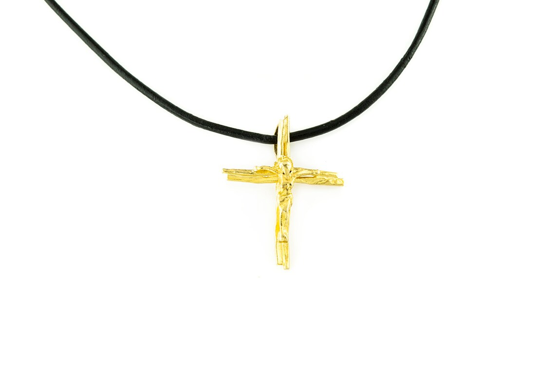14K Solid Yellow Gold Small Jesus Cross Pendant Crucifix. - Etsy