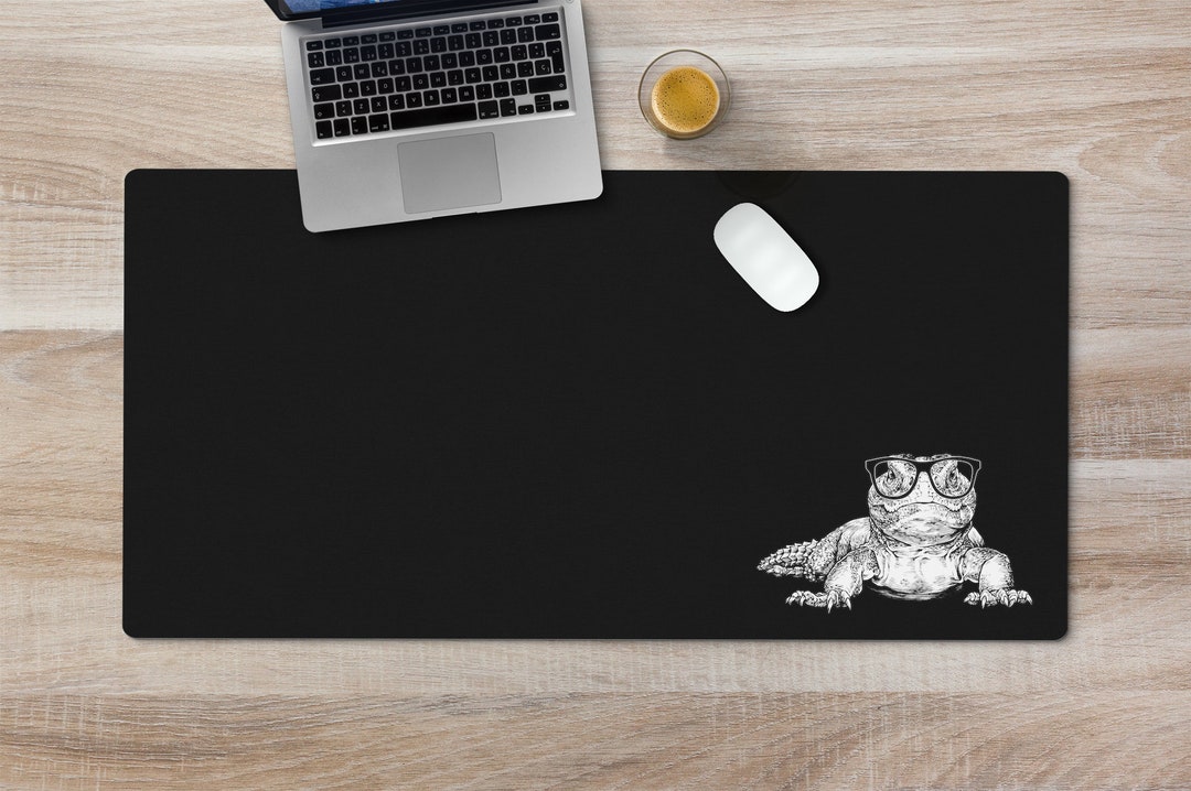 Uromastyx Desk Mat, Reptile Animal Mom Mousepad, Large Black Desk Pad ...