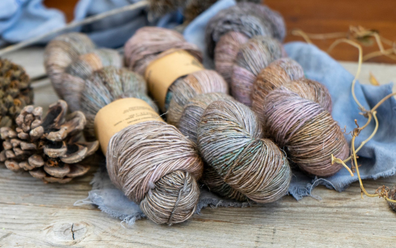 Hand Dyed Merino Linen Singles Yarn DUSKY Merino Linen yarn | Etsy