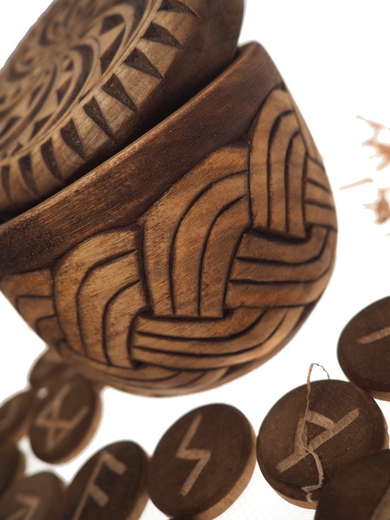 Viking Rune Set Hand Carved Box Aegishjalmur Norse Elder Futhark Runes ...