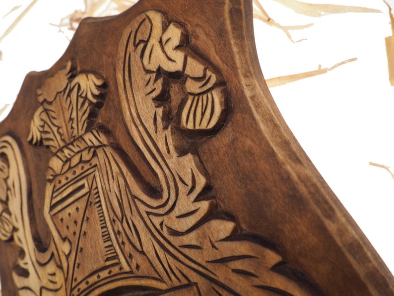 Pearson Personalized Family Crest Hand Carved Coat of Arms - Etsy