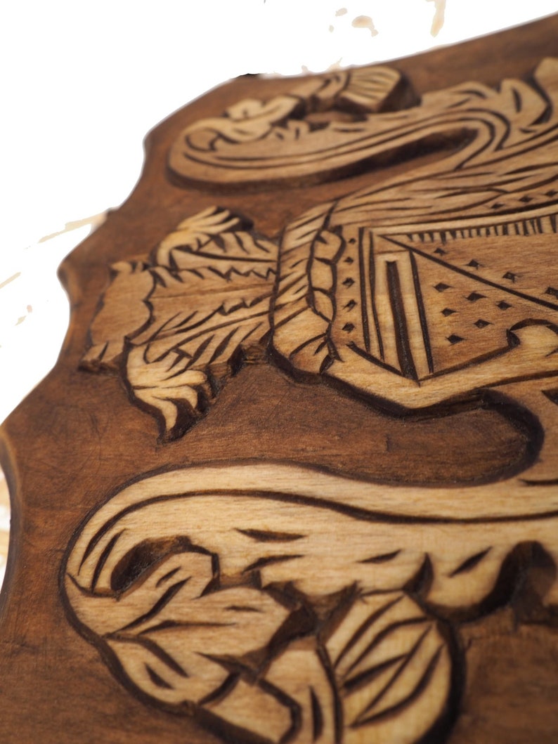 Pearson Personalized Family Crest Hand Carved Coat of Arms | Etsy