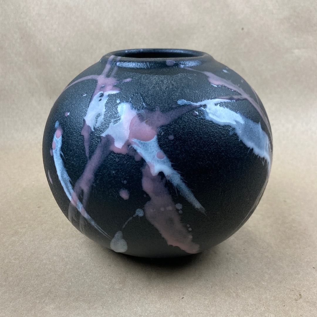 Harris Potteries Chicago Ball Vase - Etsy