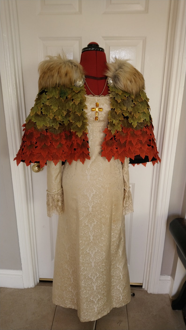 Celtic/viking Inspired Leaf Cape - Etsy