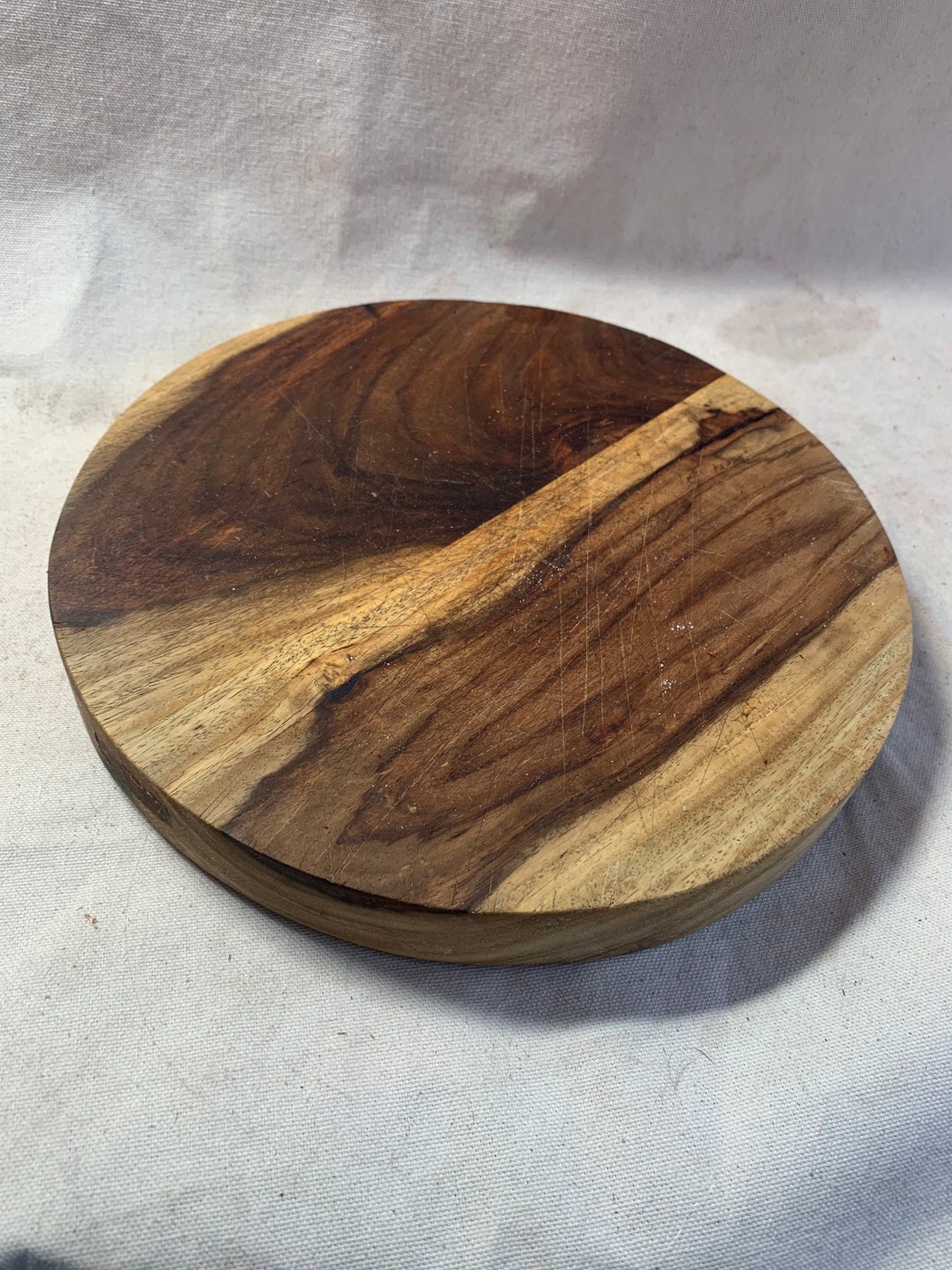 Round Wooden Cutting Board - Etsy